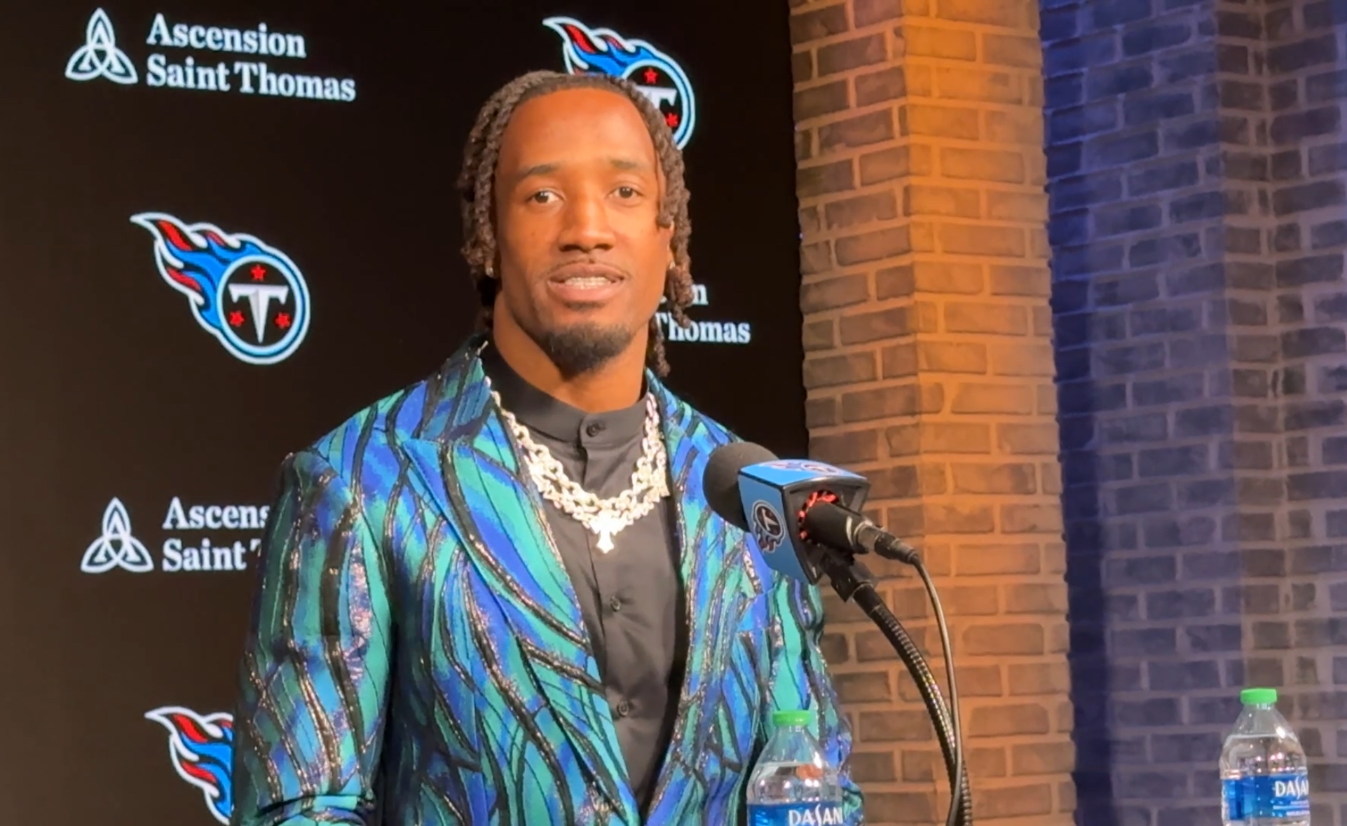 Titans' L'Jarius Snead Hopes to Force Teams to 'Rearrange Their Offense'